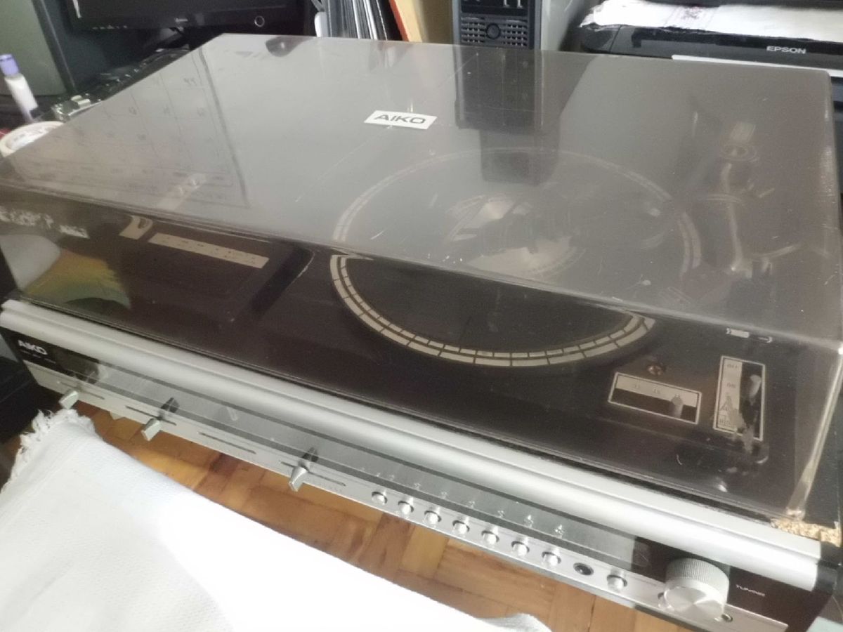 Toca-discos | Produto Vintage e Retro Aiko Toca Discos Usado 43493744 ...