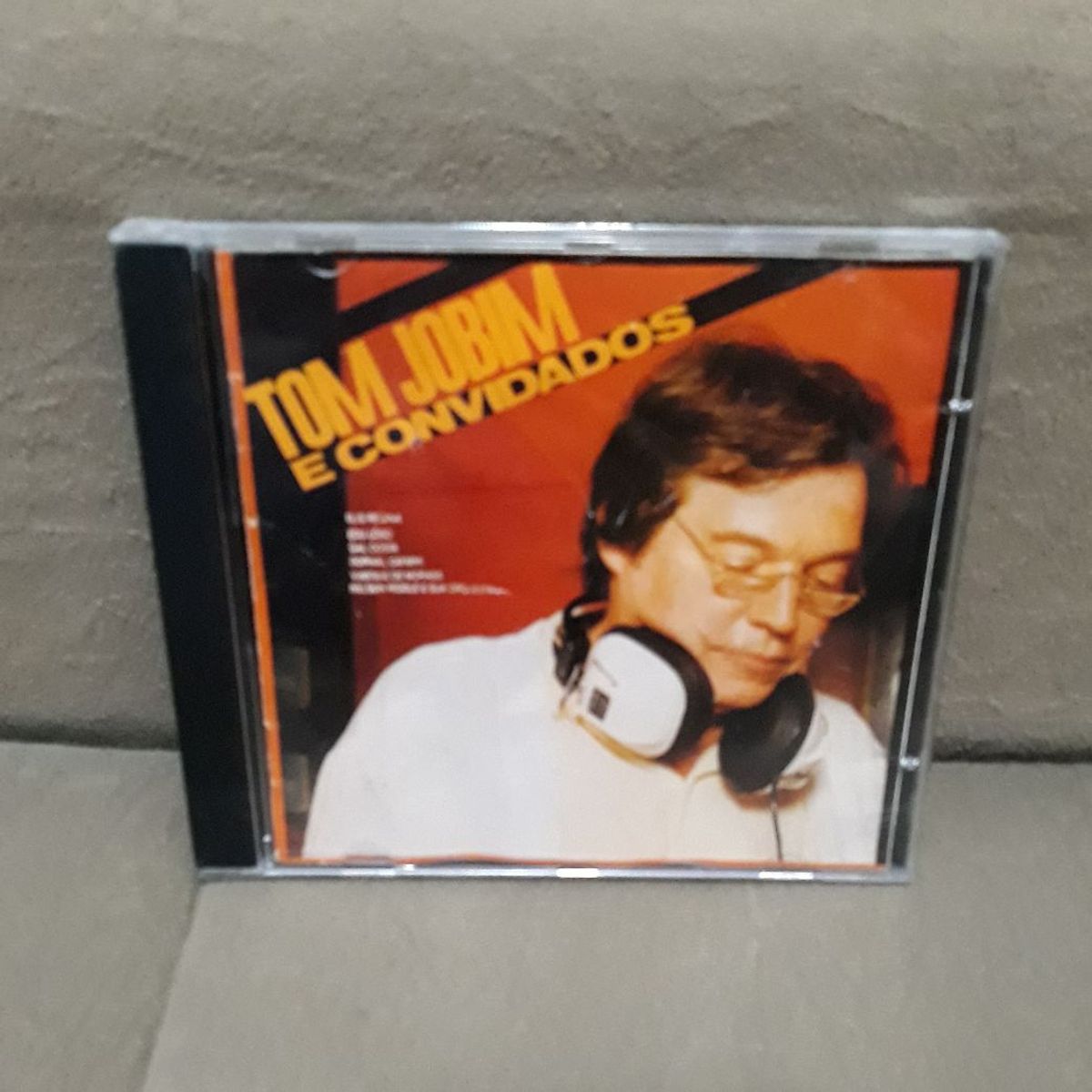 Tom Jobim - Cd - Tom Jobim e Convidados | Item de Música Cdlp Usado ...