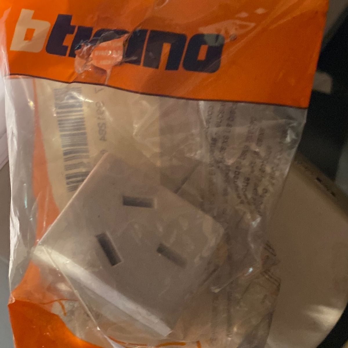 Tomada Trifásica Btcino | Item Info & Eletro Btcino Nunca Usado ...