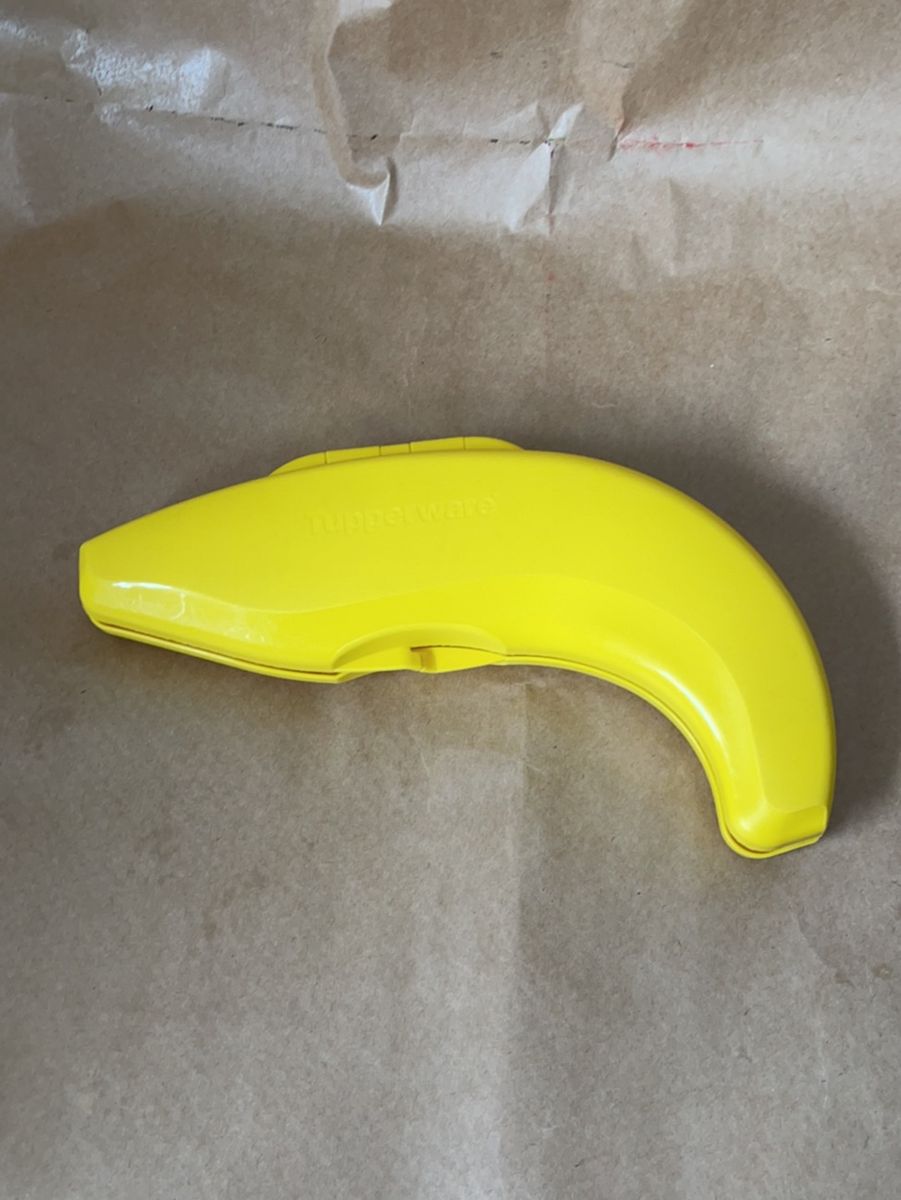 Tupperware Banana Amarela Linda | Móvel de Cozinha Tupperware Usado ...