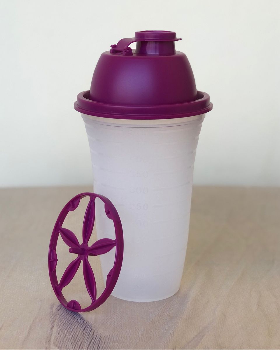 Tupperware Shakeira Quick Shake 500ml | Móvel p/ Casa Tupperware Nunca ...