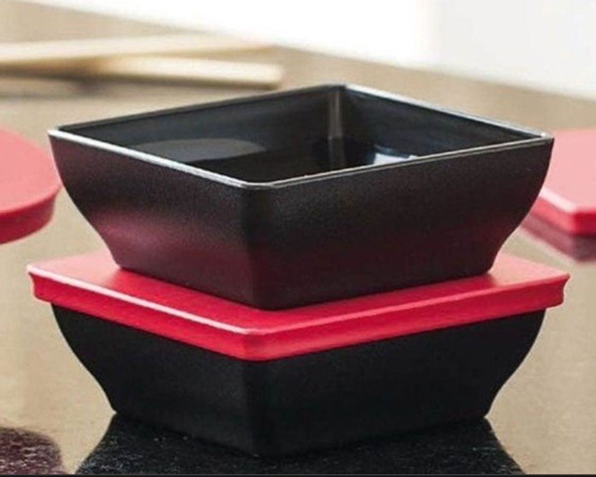 Tupperware Travessa Zen Line Quadrada 200ml Preto e Vermelho | Móvel de ...
