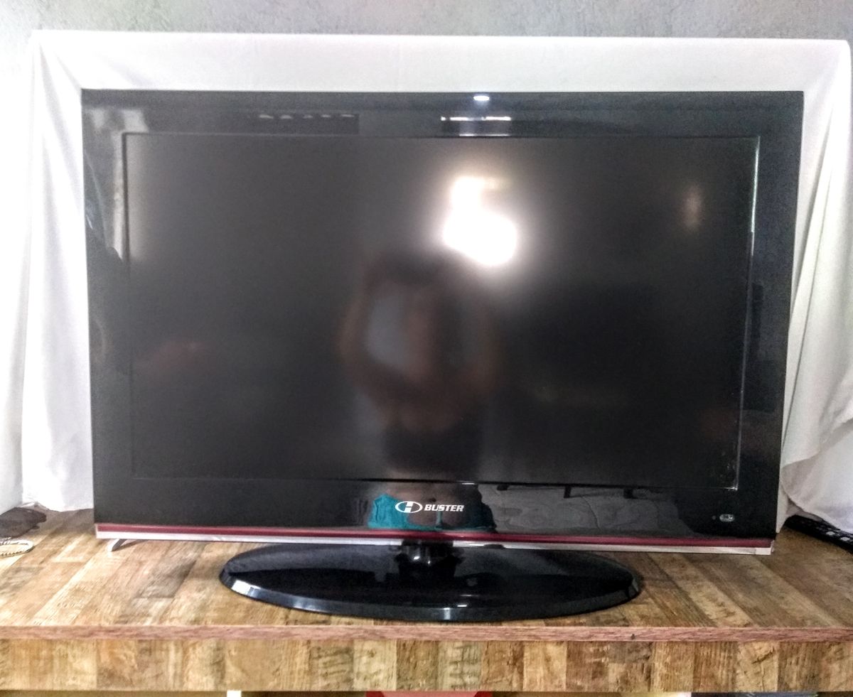 Tv Buster 32 Polegadas | Móvel p/ Casa Buster Usado 46258716 | enjoei