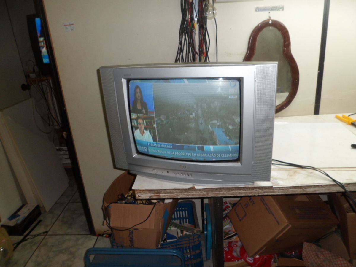 Tv de 20 Polegadas Tubo Lg sem Controle Leia Anuncio | Móvel p/ Casa Tv ...