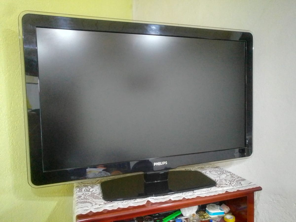 Tv de Plasma Philips 50' com Leve Mudança Das Cores Na Tela | TV e ...