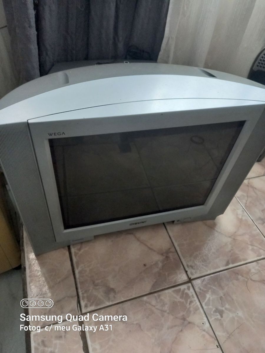 Tv Tubo Lais de 20 Anos Nunca Deu Defeito por 1000.00 Veja Fotos | TV e ...