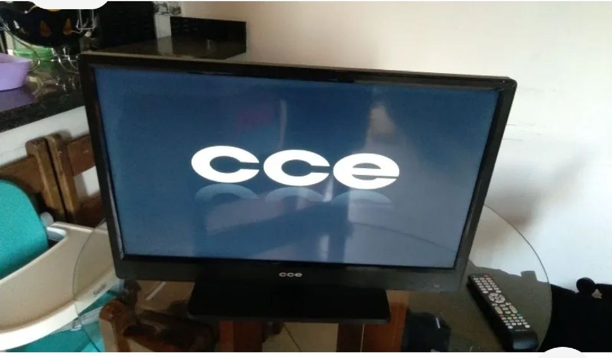 Tv Lcd 28 Pol | TV e Display Cce Usado 79485234 | enjoei