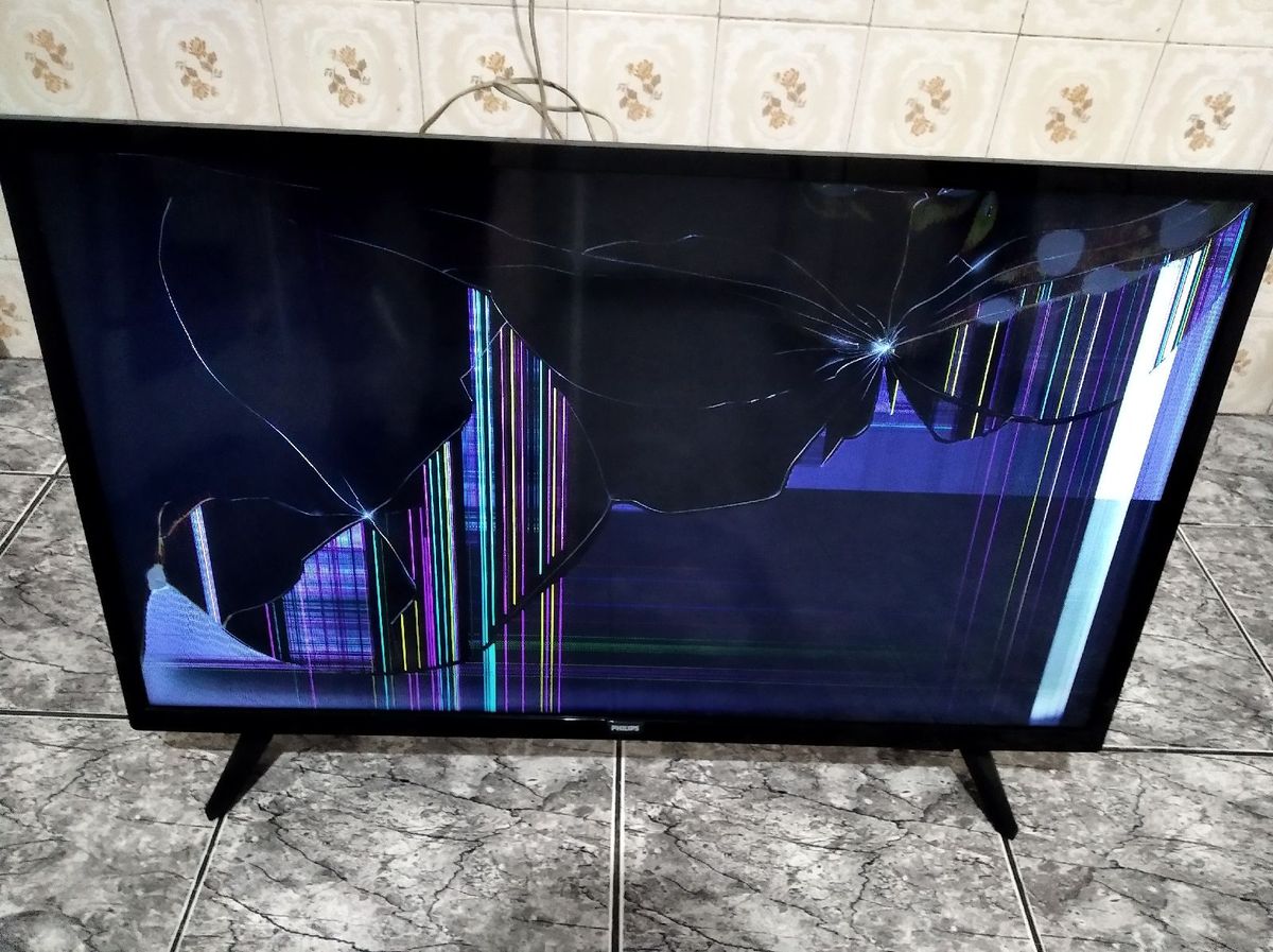 Tv Led Smart Philips 32 (tela Quebrada) para Tirar Peças ...