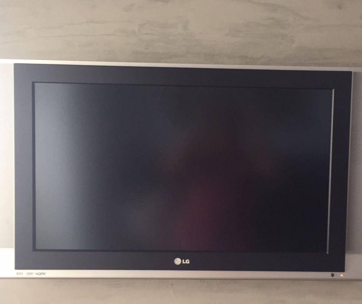 Tv Lg Inteirassa! 42 Polegadas! | TV e Display Lg Usado 18674901 | enjoei