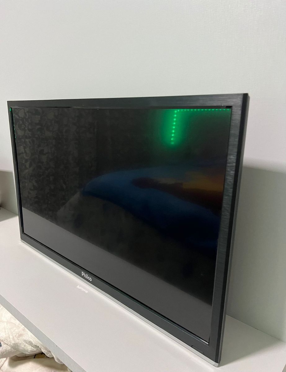 Tv Philco Lcd Média 28 Polegadas. | TV e Display Philco Usado 106551716 ...