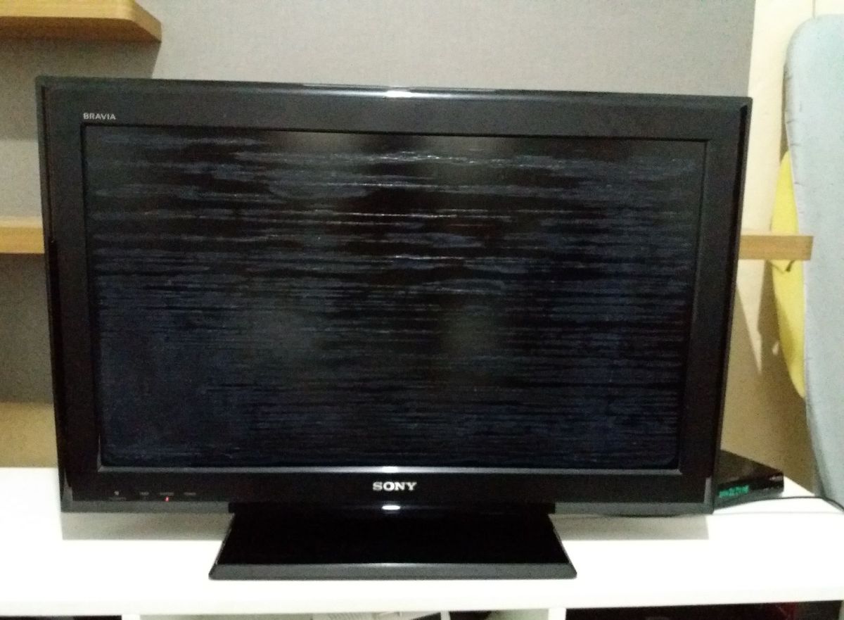 Tv Sony Bravia Klv-32l500a com Defeito Na Película | Eletrodoméstico ...