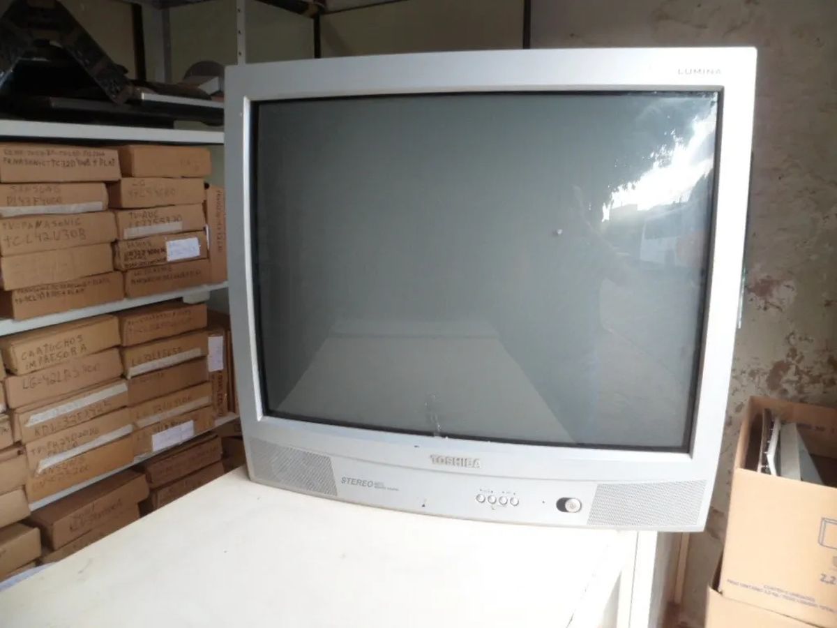 Tv Toshiba Lumina 29 sem Controle Leia Anuncio | Item Info & Eletro Tv Toshiba Lumina 29 Sem ...