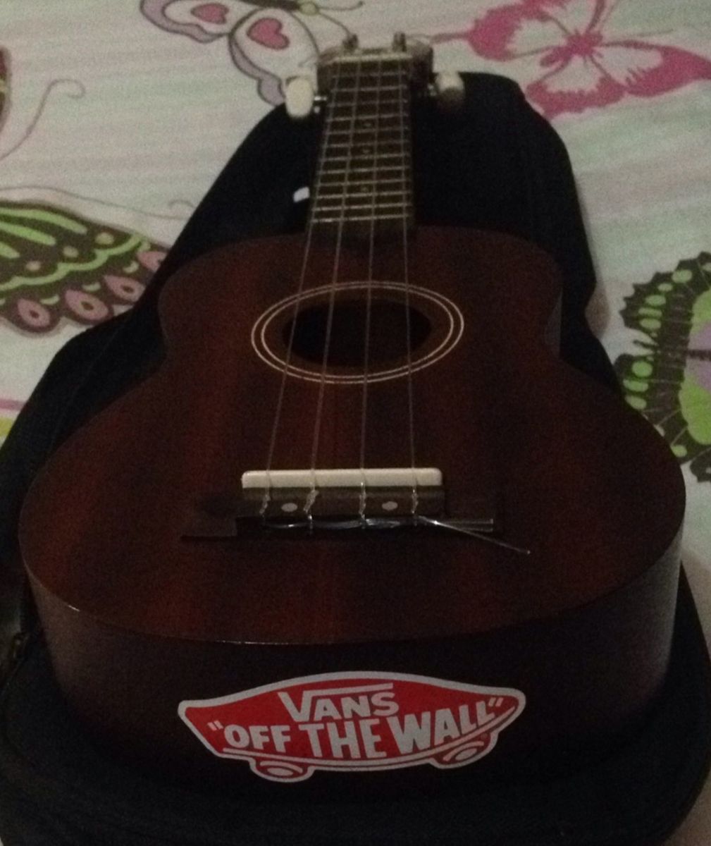 Ukulele Kalani | Item de Música Kalani Usado 19434096 | enjoei