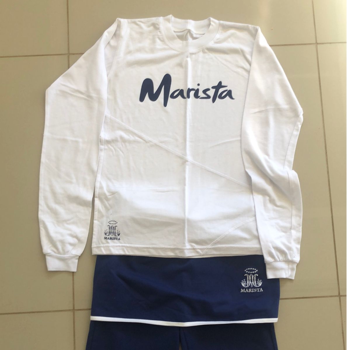 Uniforme Colégio Marista- Leg e Camiseta | Blusa Feminina Usado ...