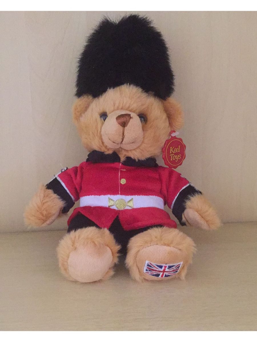 Ursinho de Pelúcia com O Uniforme da Guarda da Rainha da Inglaterra ...