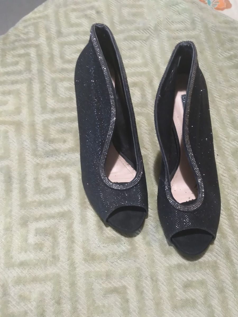 Vende-se Um Sapato | Sapato Feminino Usado 85237654 | enjoei