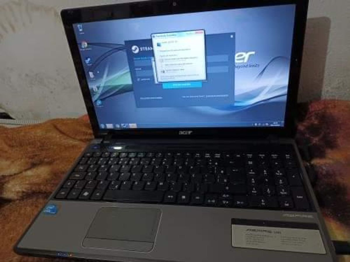 Vendo Notebook Novinho Poucos Dias Depois de Uso | Produto Masculino ...