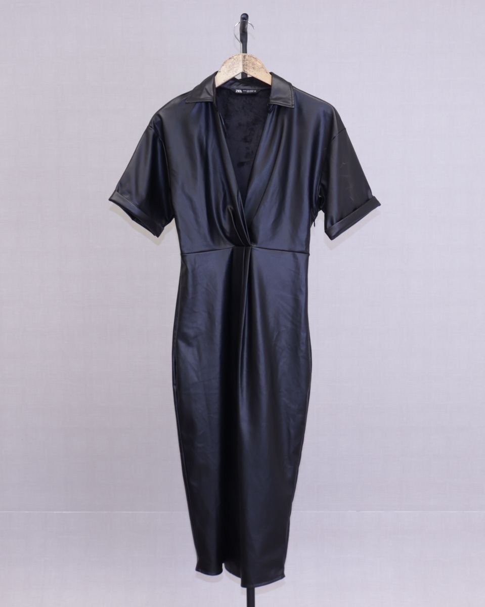Vestido Longo Preto Couro Fake Zara | Vestido Feminino Zara Usado ...