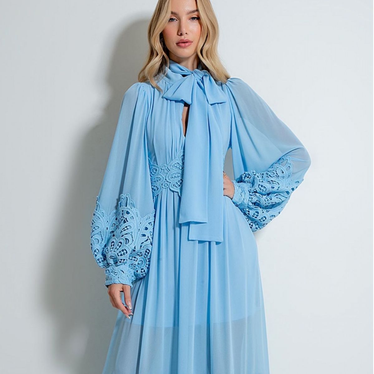 Vestido Midi Romantic Chic Azul - Ave Rara | Vestido Feminino Ave Rara ...