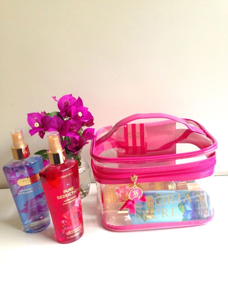 Viajando com Victoria's Secret | Necessaire Feminina Victoria's Secret ...