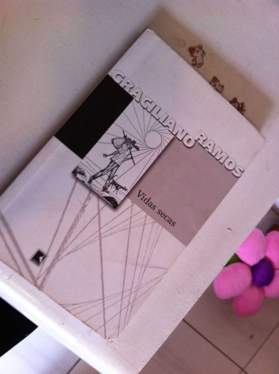 Vidas Secas | Livro Usado 1362716 | enjoei