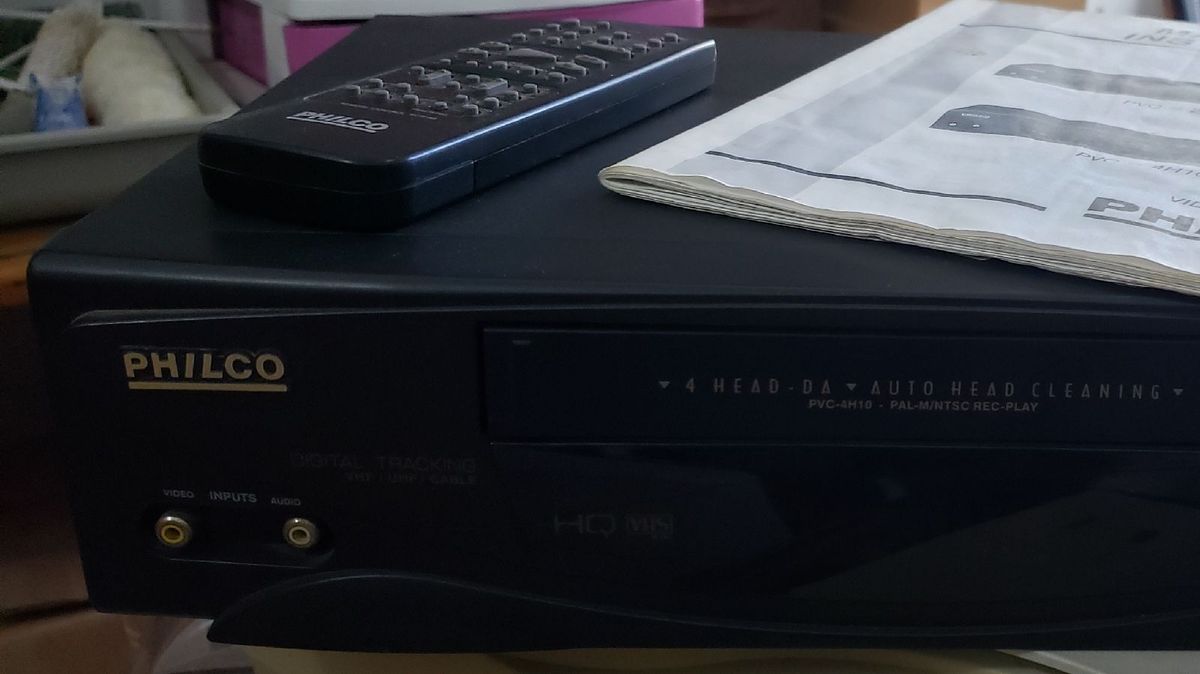 Vídeo Cassete Philco - Preto - com Controle Remoto | TV e Display ...