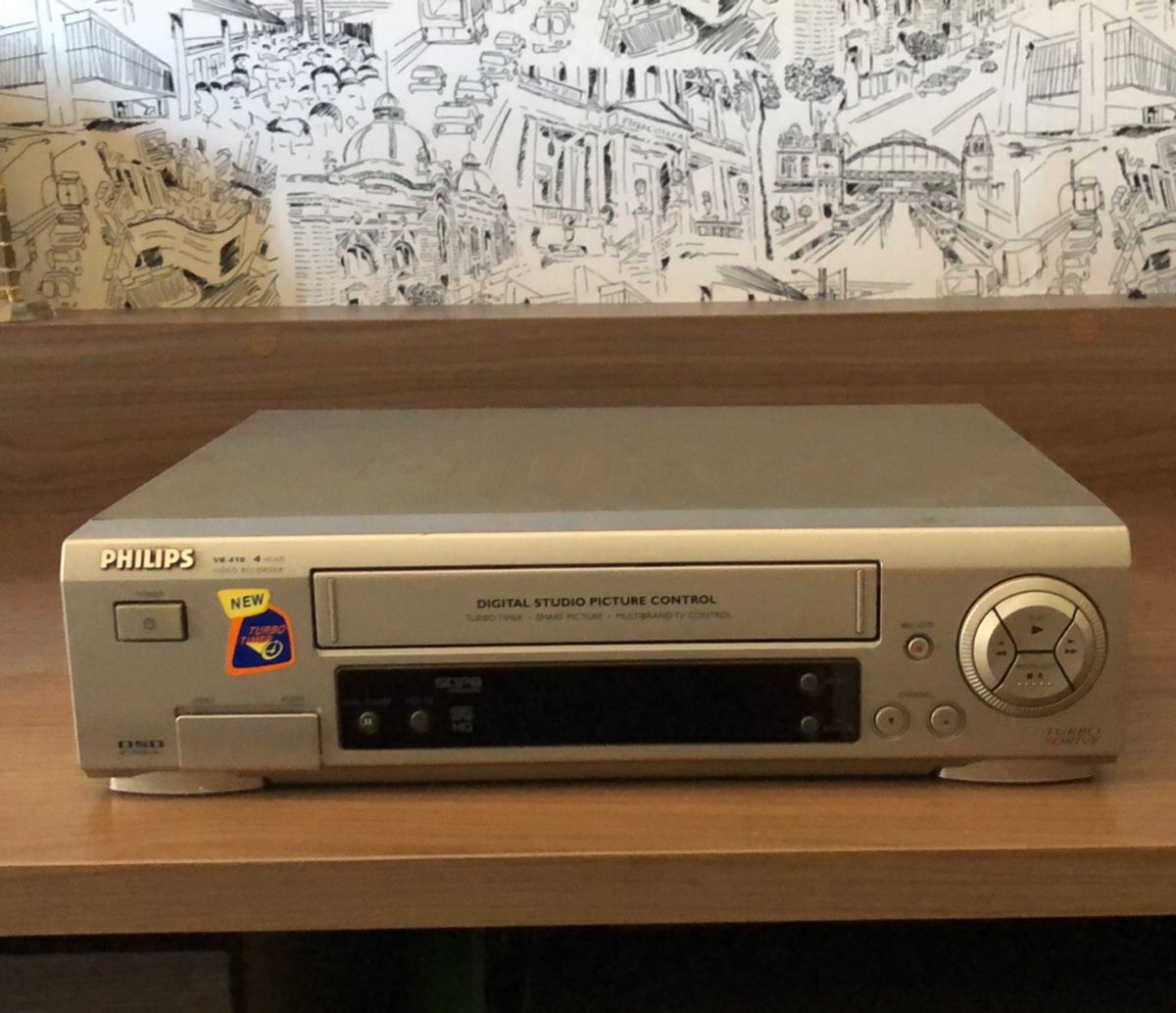Videocassete Vhs Philips 4 Cabeças | TV e Display Philips Usado ...