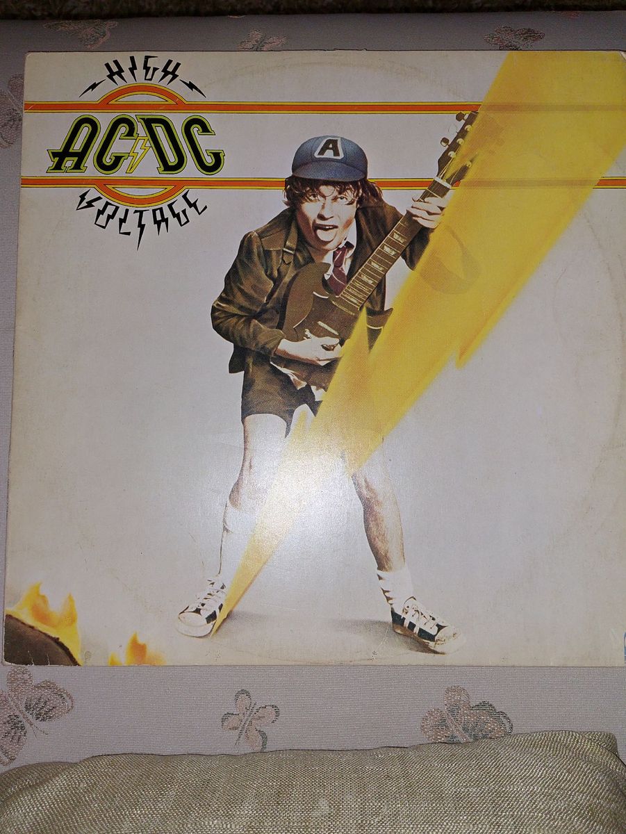 Vinil Ac/dc High Voltage | Item de Música Usado 70206391 | enjoei