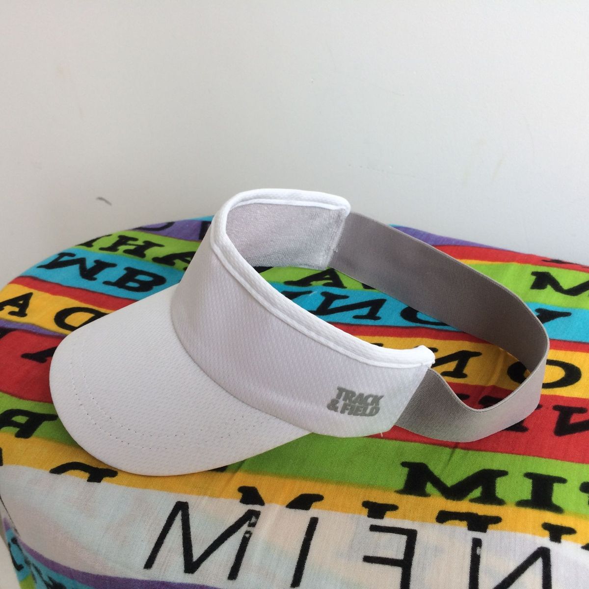 Viseira Track & Field | Moda Esportiva Feminina Track & Field Usado ...