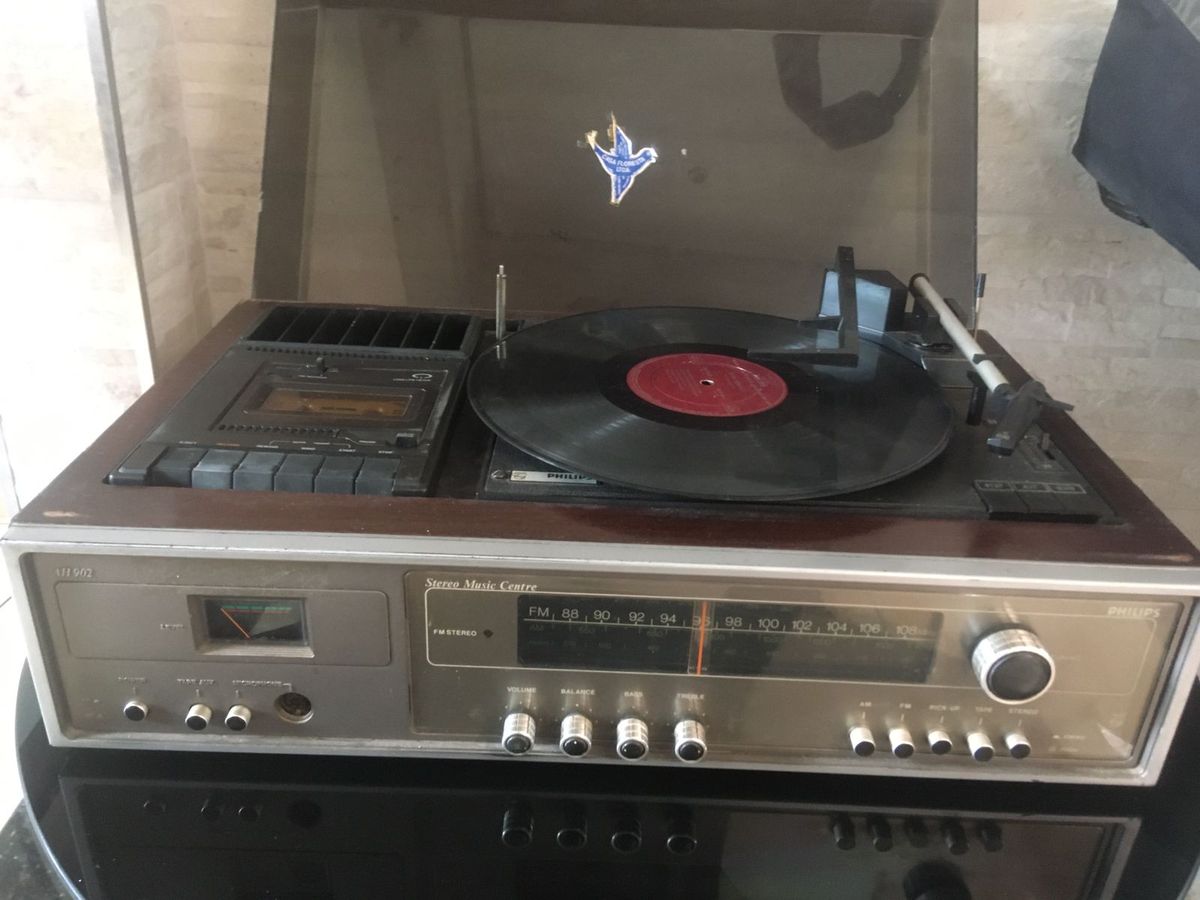 Vitrola Philips 1972 | Produto Vintage e Retro Philips Usado 61965759 ...