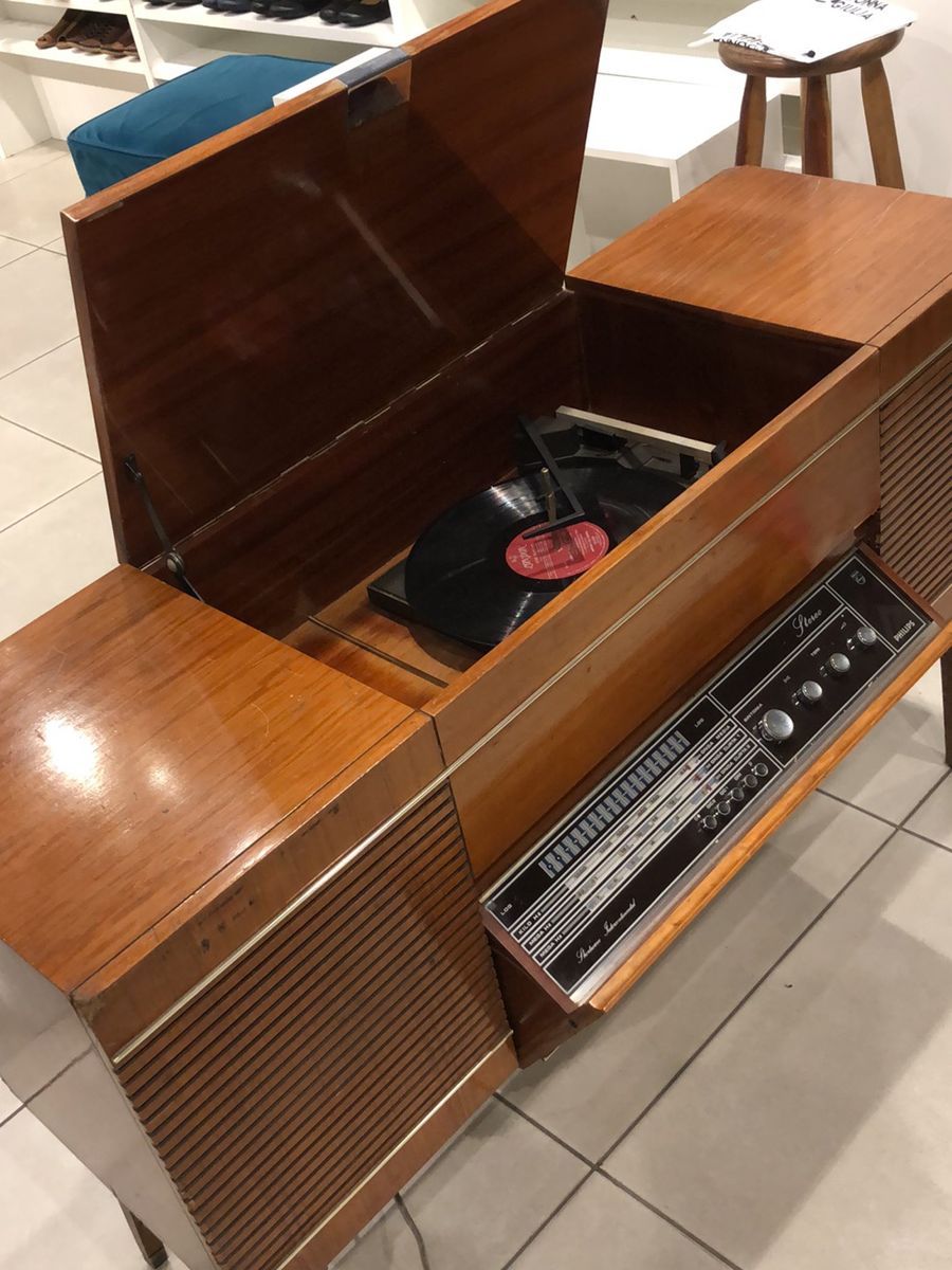 Vitrola Philips Retro | Móvel de Antiquário Philips Usado 42354376 | enjoei
