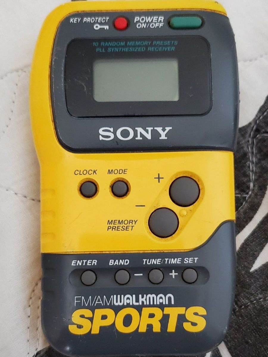 Walkman Sony Srf M70 Vintage | Item de Música Sony Usado 81358276 | enjoei