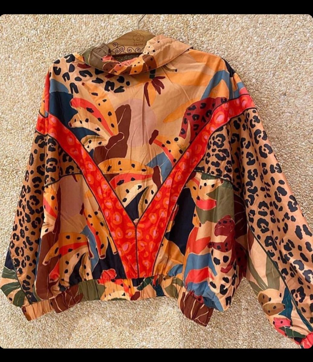 Windbreaker Farm de Onça | Casaco Feminino Farm Usado 58637740 | enjoei
