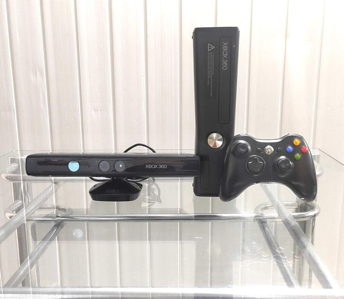 Xbox 360 4gbs + Kinect + Controle + 6 Jogos (bloqueado - Tudo Original ...