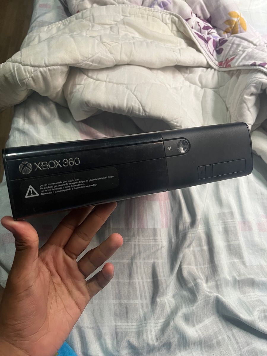 Xbox 360 Último Modelo | Console de Videogame Usado 93054767 | enjoei