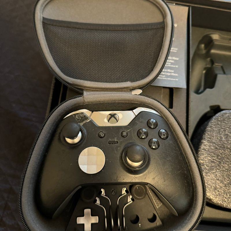 Xbox One Edicao Limitada Elite 1tb 2 Controles Elite Console de Videogame Microsoft Usado 109792576 enjoei