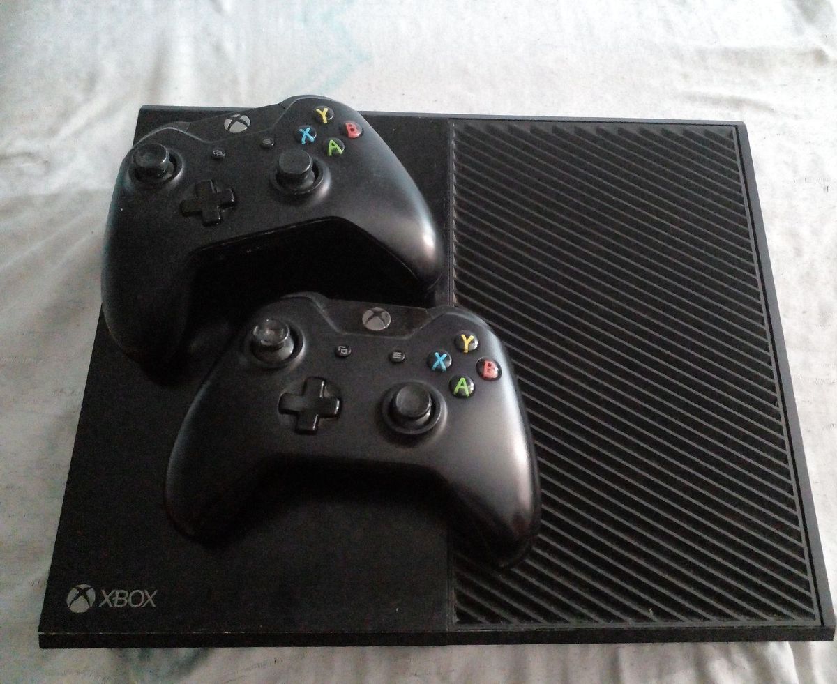 Xbox One Usado, 365 Gb de Memória, 2 Controles com Pilhas Recarregáveis ...