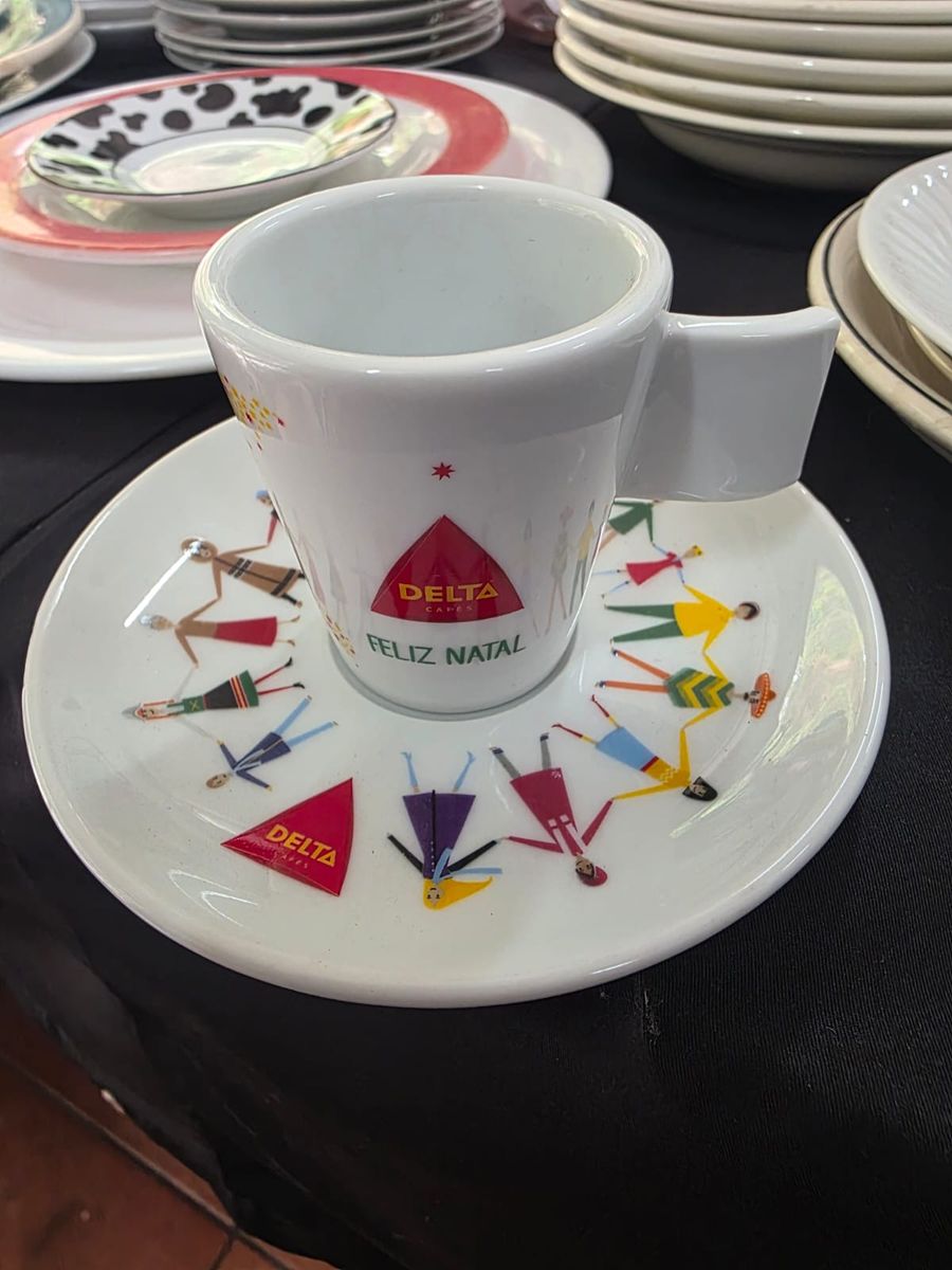 Xícara Delta Café Feliz Natal Edição Limitada Colecionável | Móvel de ...